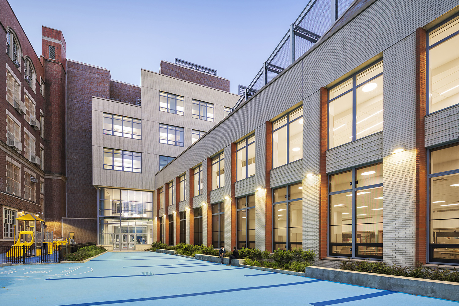 PS 46X, The Edgar Allan Poe School - Mitchell Giurgola