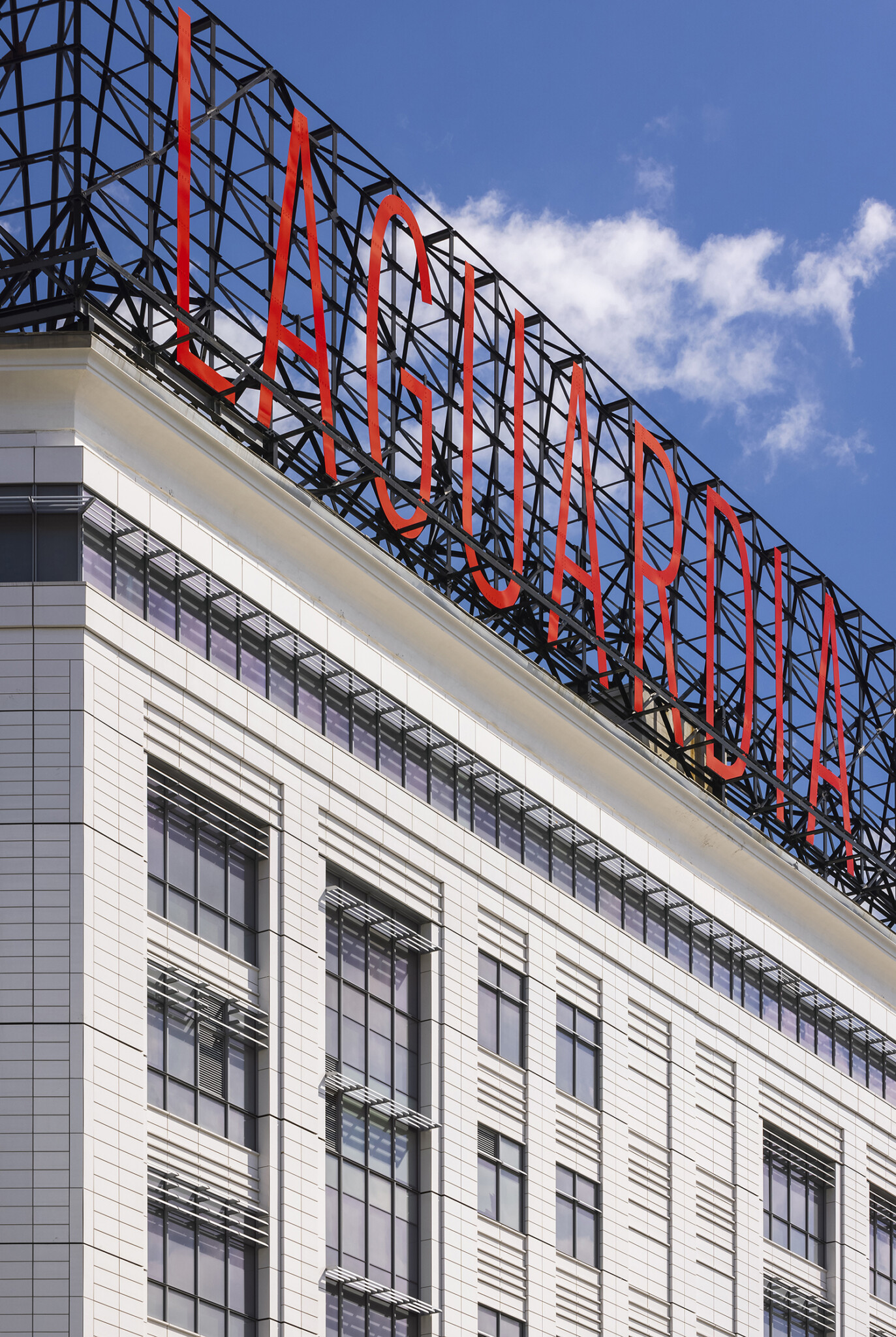 Center III Building at LaGuardia Community College Receives Chicago ...